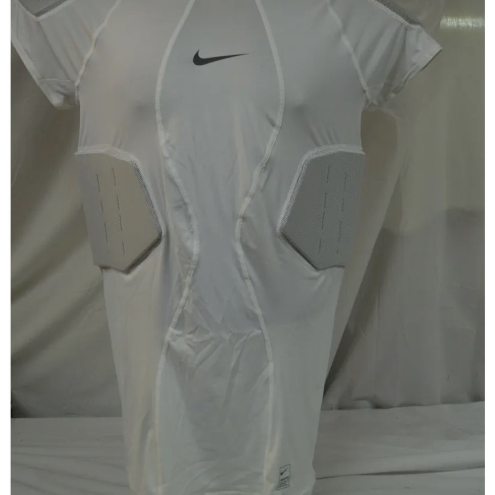 Pre-Owned Worn Once Nike Pro 4 Pad Core Men’s Footbal… - Gem